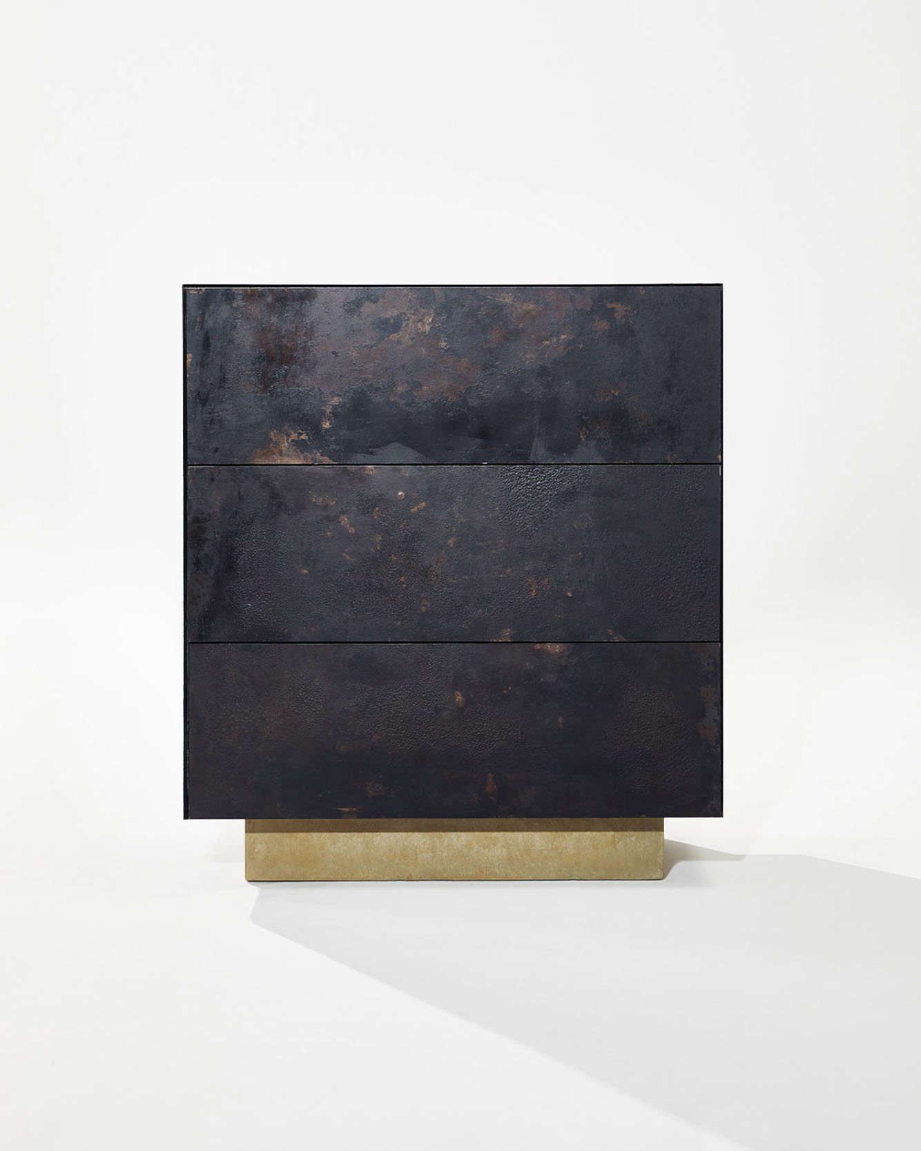 HAMBURG Dresser — Heilig Objects